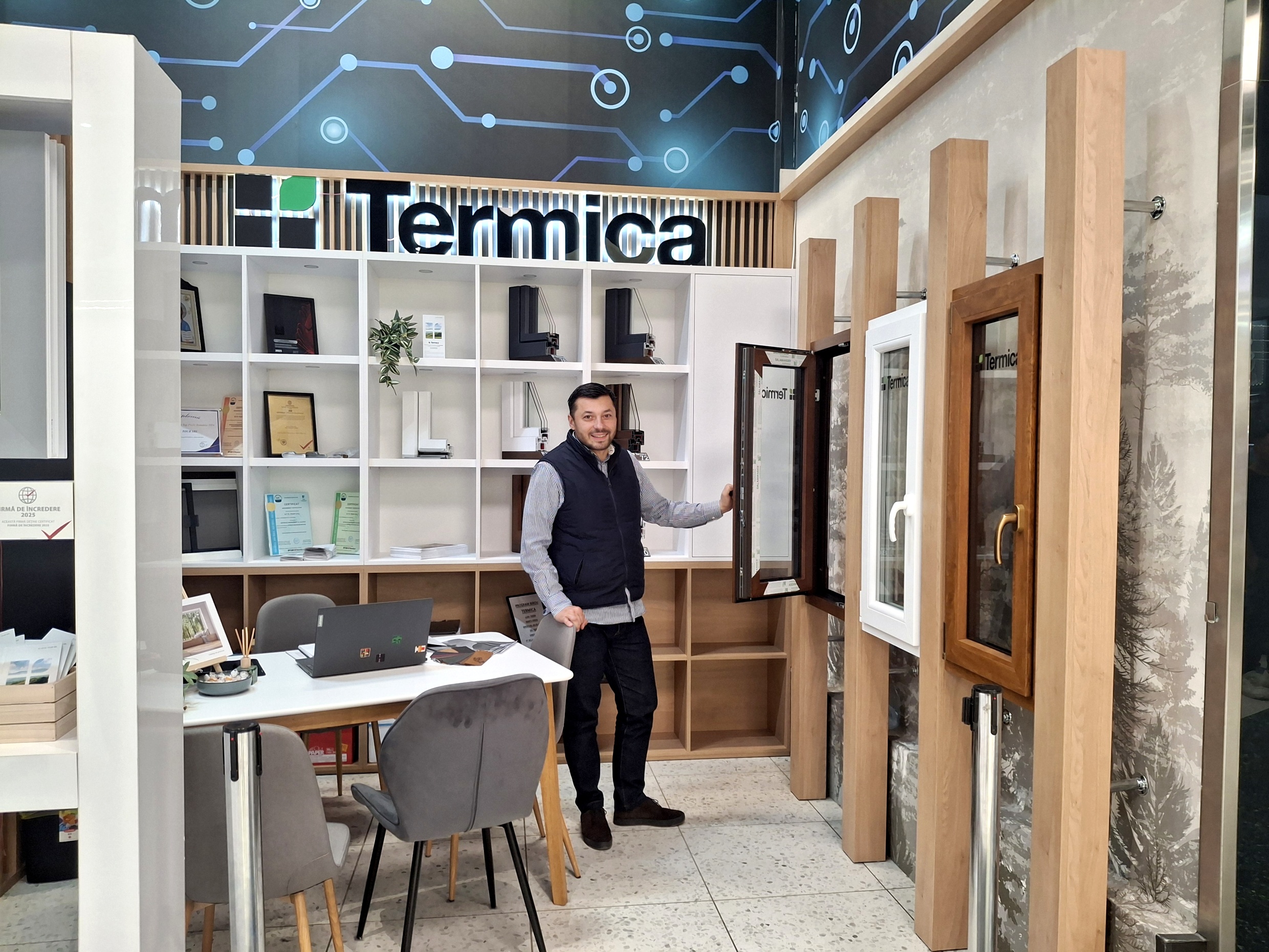 Fabrica de termopane Termica, mai aproape de clienți: are showroom în ...